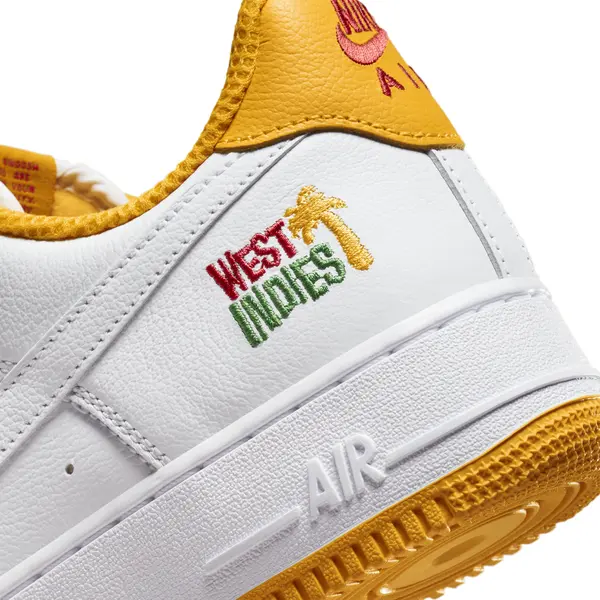 Nike Force 1 Low Retro Qs Shoes