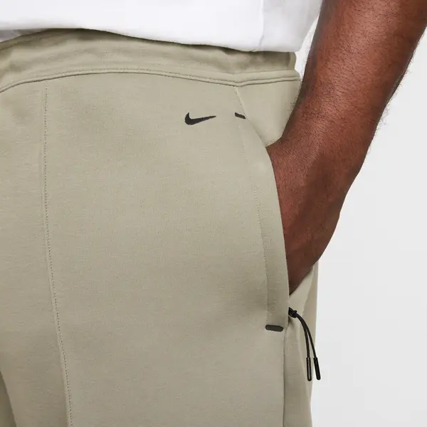 Nike Tech Wide-leg Fleece Pants