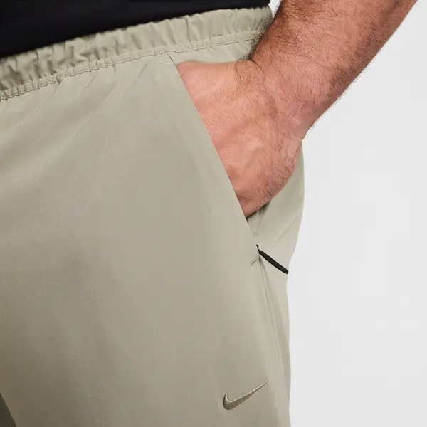 Nike Unlimited Dri-fit Zippered Cuff Versatile Pants - Green