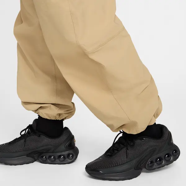 Nike Tech Woven Oversized Pants - Brown