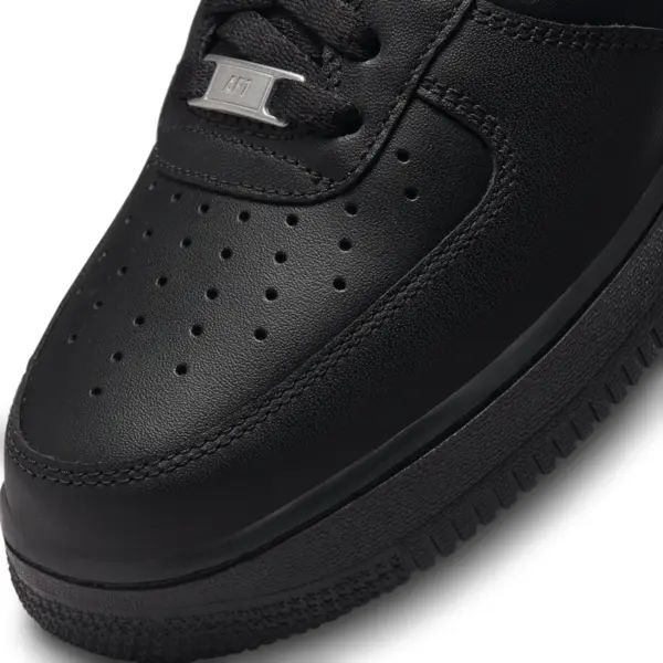 Nike Air Force 1 '07 Sneakers - Black