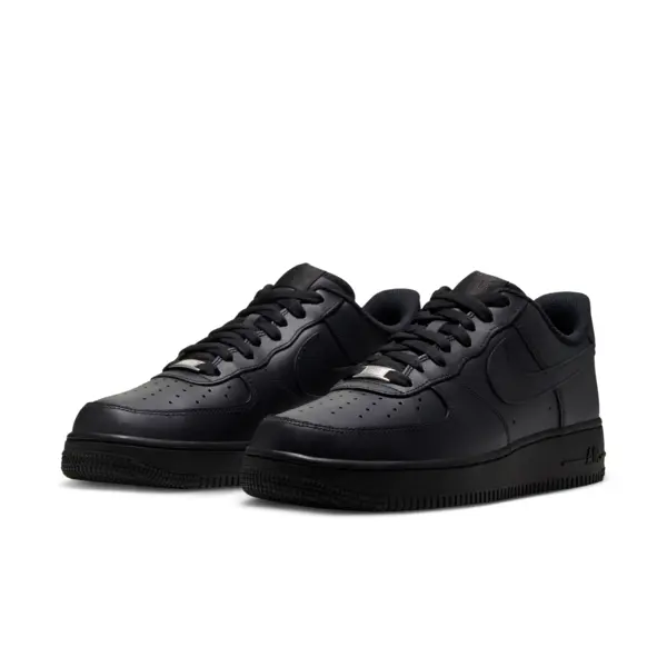 Nike Force 1 '07 Sneakers - Black