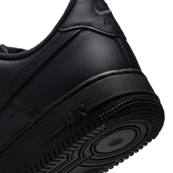Nike Force 1 '07 Sneakers - Black