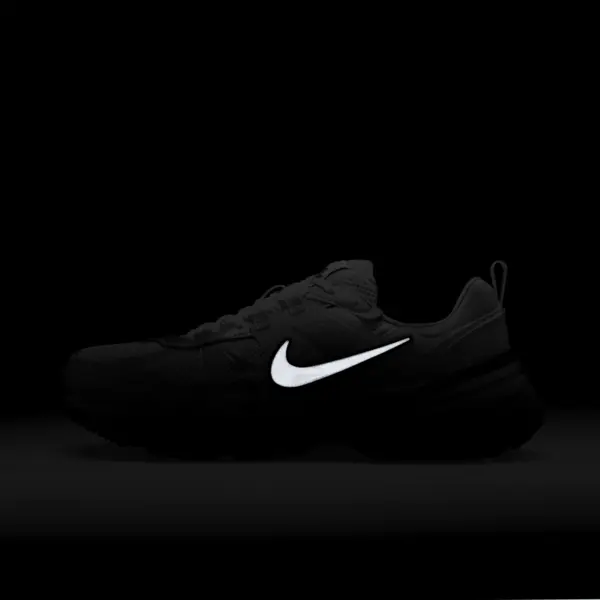 Nike V2k Run Athletic Sneakers