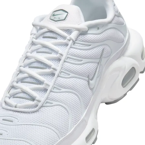 Nike Air Max Plus Sneakers - White