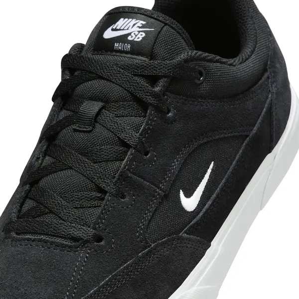 Nike Skate Sneakers - Black