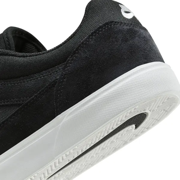 Nike Skate Sneakers - Black