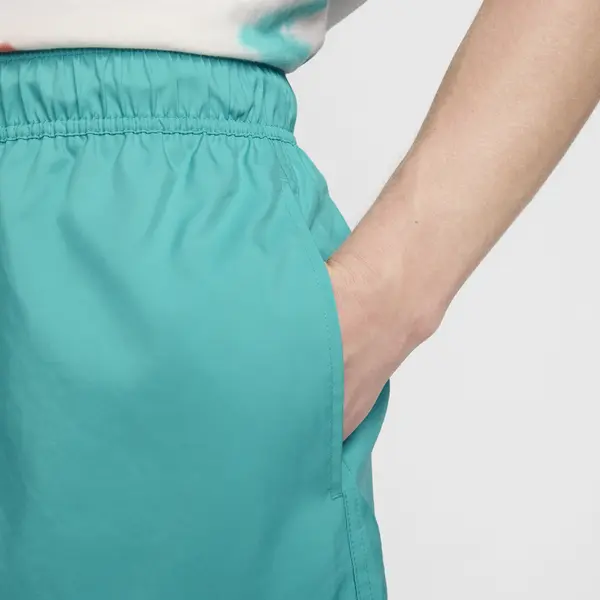 Nike Club Woven Flow Shorts - Green