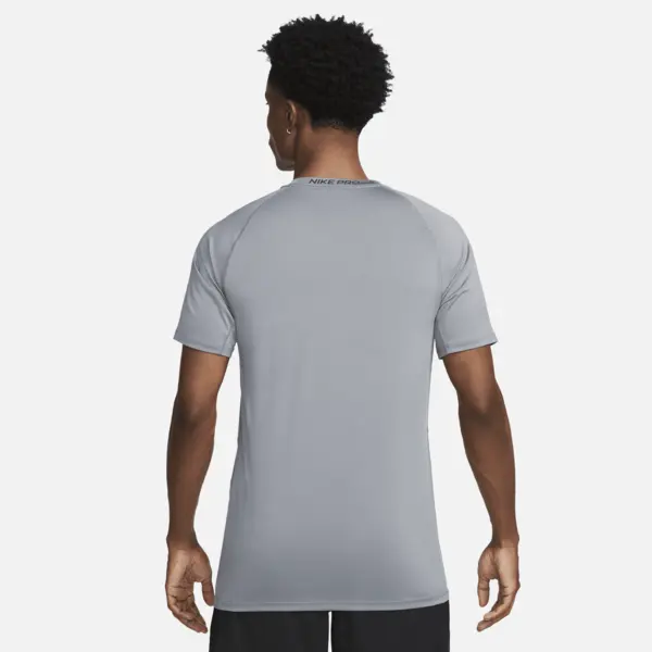 Nike Pro Dri-fit Slim Short-sleeve Top