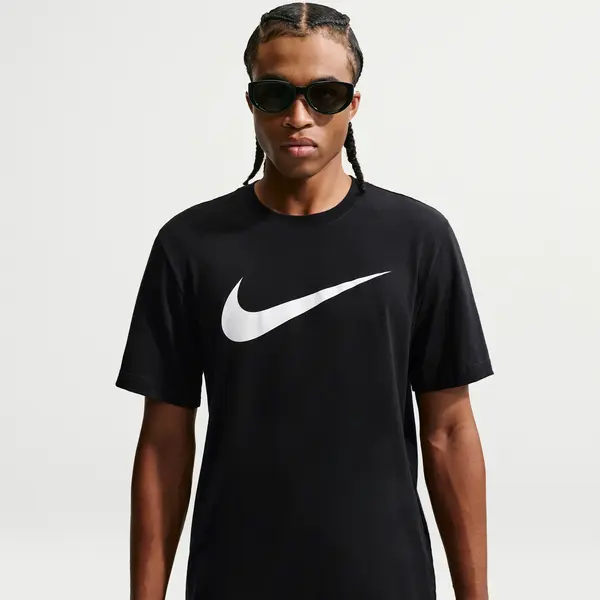 Nike Sportswear Swoosh T-shirt - Black