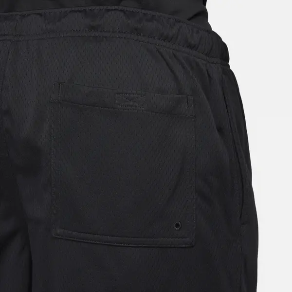 Nike Club Flow Shorts - Black
