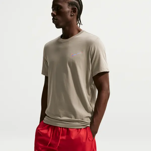 Nike Club Woven Flow Shorts - Red