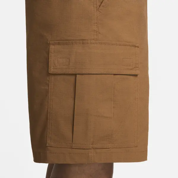 Nike Club Woven Cargo Shorts - Brown