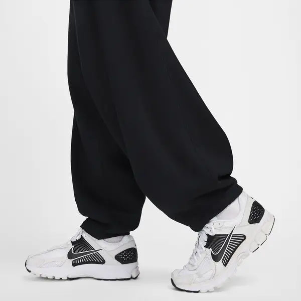 Nike Club Fleece Oversized French Terry Pants