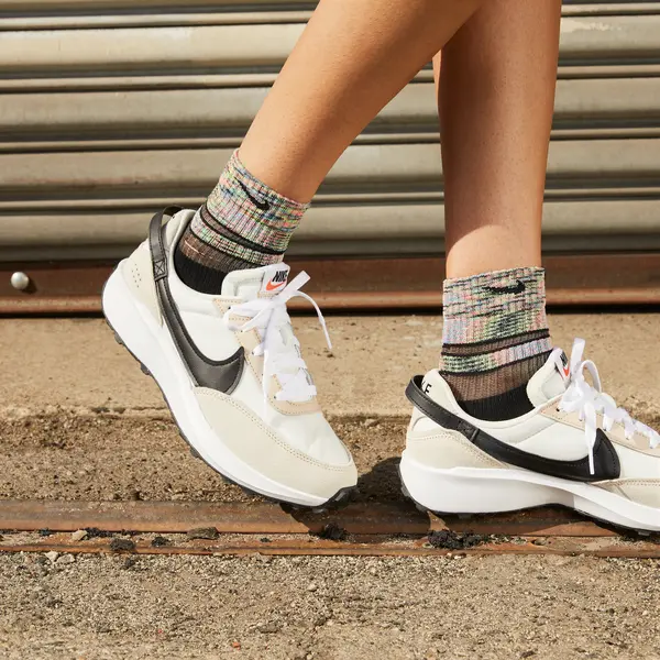 Nike Waffle Debut Sneakers - Brown
