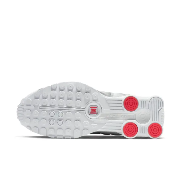 Nike Shox R4 Sneakers - White