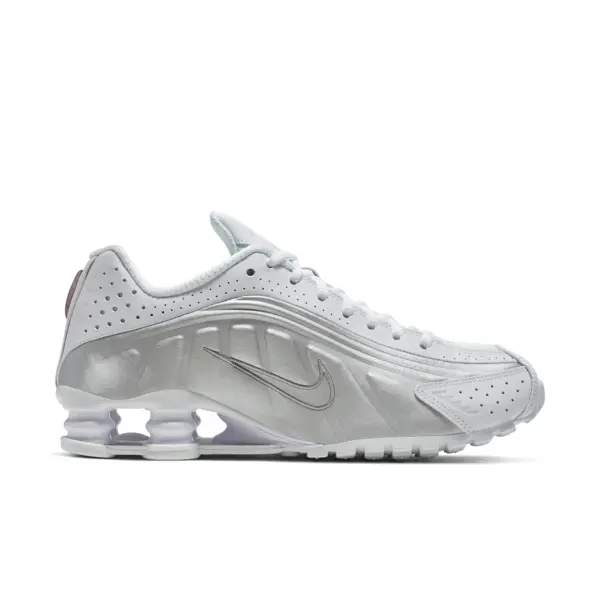 Nike Shox R4 Sneakers - White