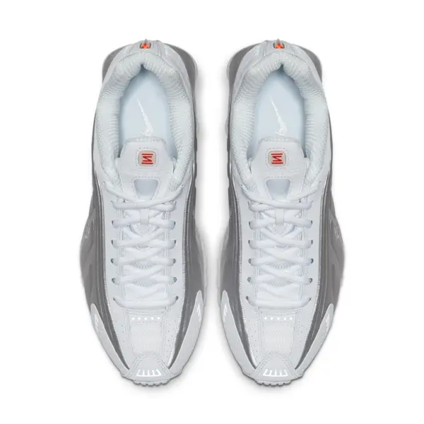 Nike Shox R4 Sneakers - White
