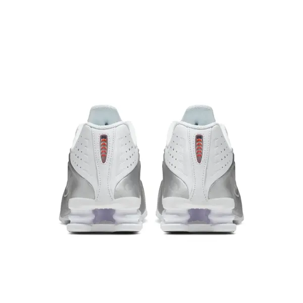 Nike Shox R4 Sneakers - White