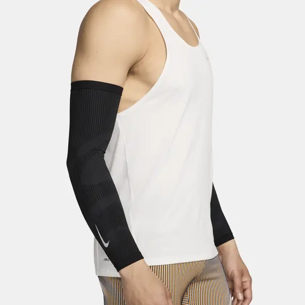 Nike Zoned Arm Sleeves - Black