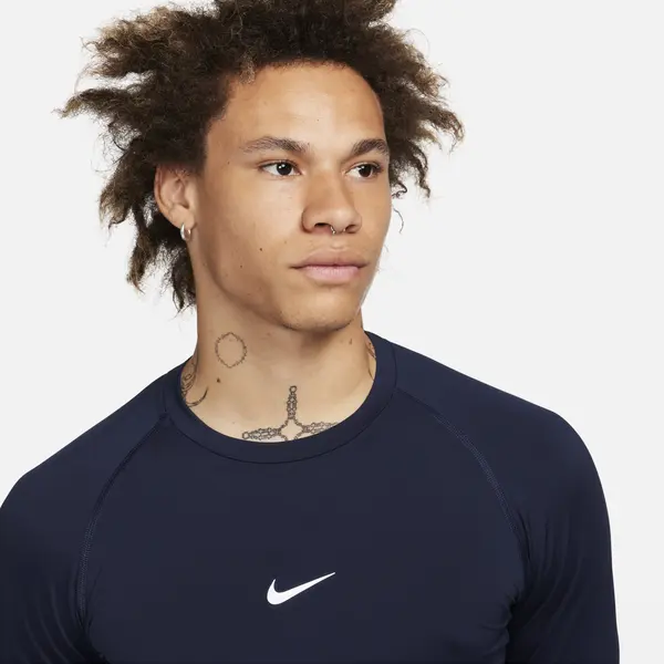 Nike Pro Dri-fit Slim Long-sleeve Fitness Top