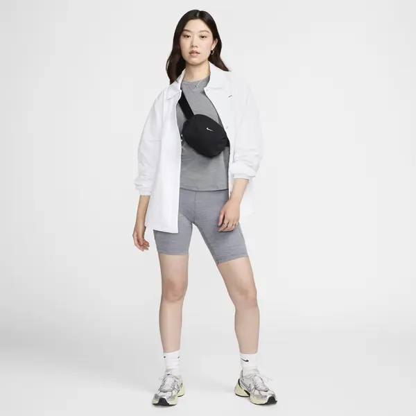 Nike High-waisted 8" Biker Shorts With Pockets