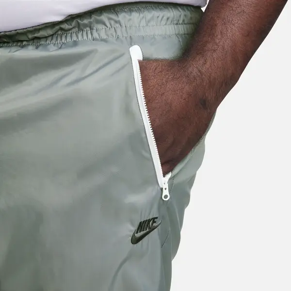 Nike Windrunner Woven Lined Pants