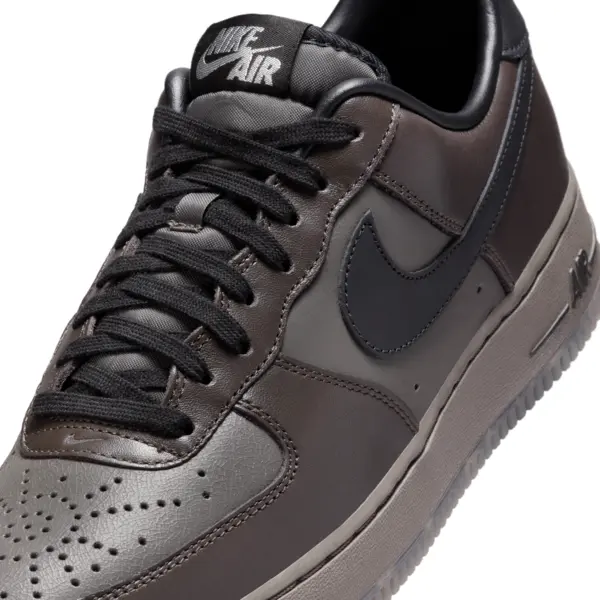 Nike Air Force 1 Low Sneakers - Brown