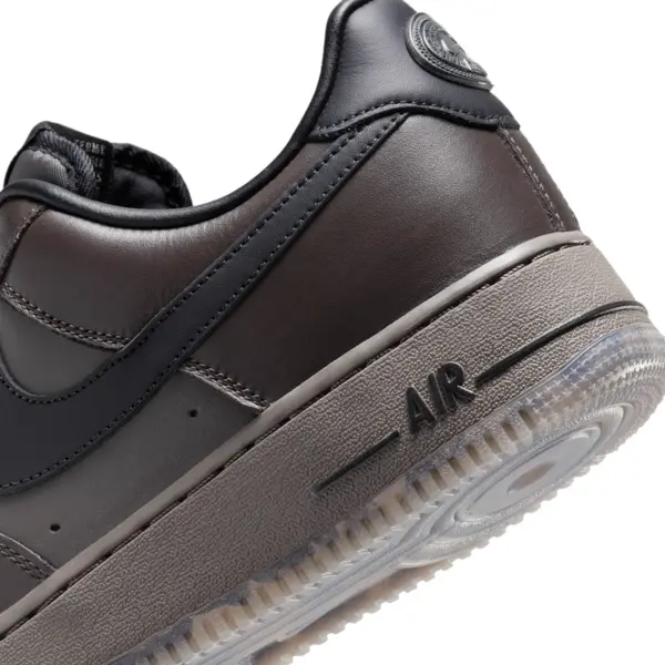 Nike Air Force 1 Low Sneakers - Brown