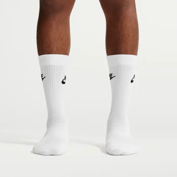Nike Everyday Essential Crew Socks