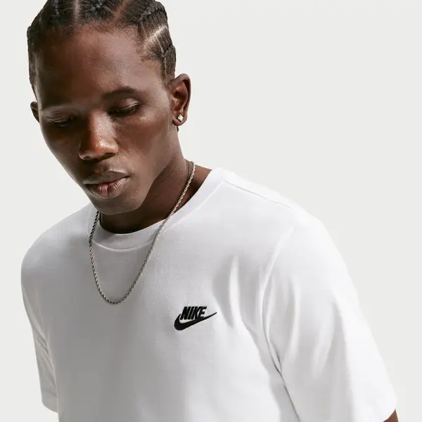 Nike Sportswear Club T-shirt - White