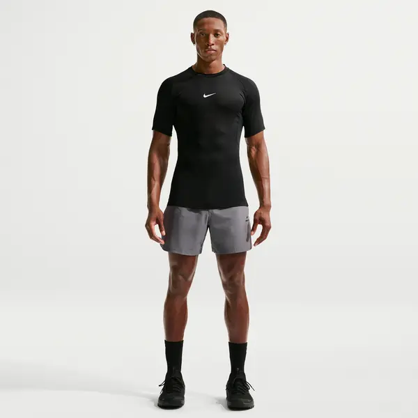 Nike Pro Dri-fit Tight Short-sleeve Fitness Top - Black