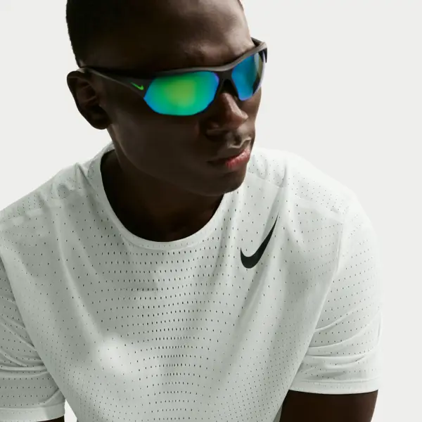 Nike Aeroswift Dri-fit Adv Short-sleeve Running Top - White