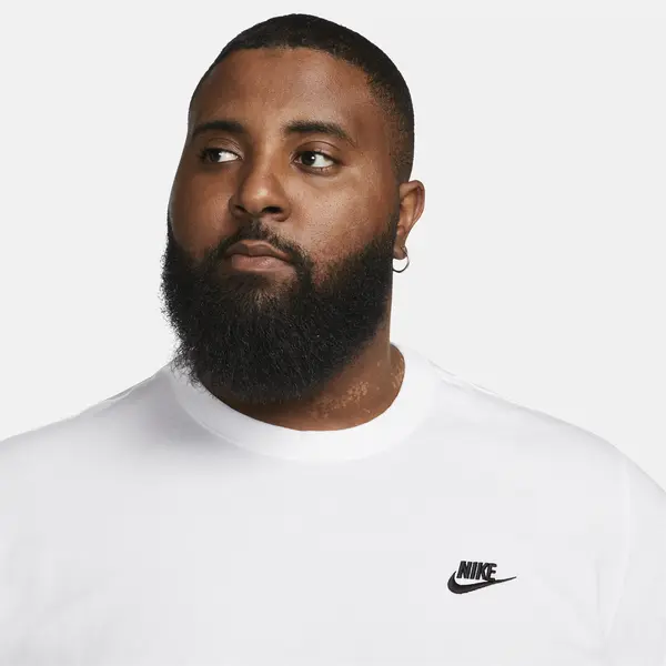 Nike Sportswear Club Long-sleeve T-shirt - White