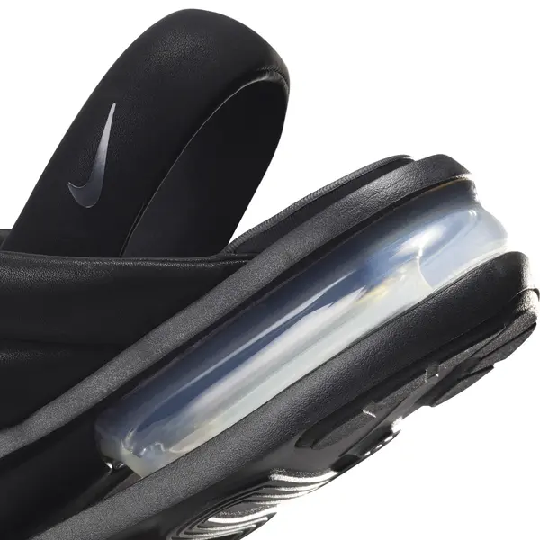 Nike Air Max Isla Sandals