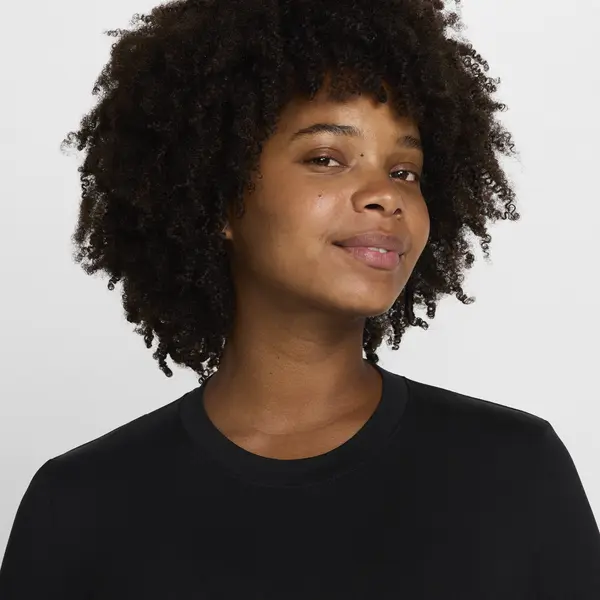 Nike One Dri-fit Slim-fit Short-sleeve Maternity Top