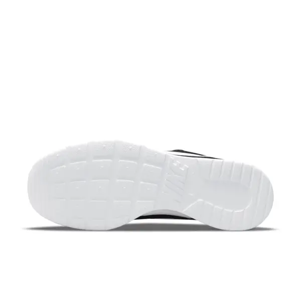 Nike Tanjun Sneakers - Black