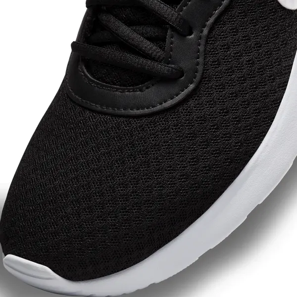 Nike Tanjun Sneakers - Black