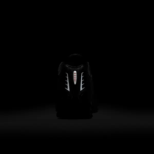 Nike Shox R4 Sneakers - Black