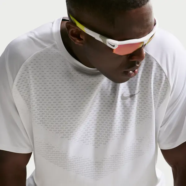 Nike Stride Dri-fit Adv Short-sleeve Running Top