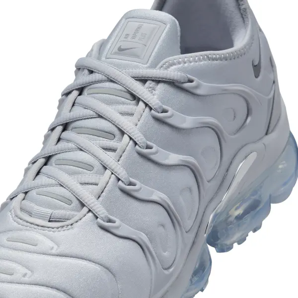 Nike Air Vapormax Plus - Grey