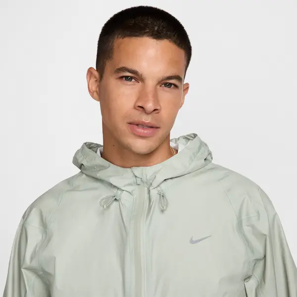 Nike Running Division Storm-Fit Adv Running Jacket - Green