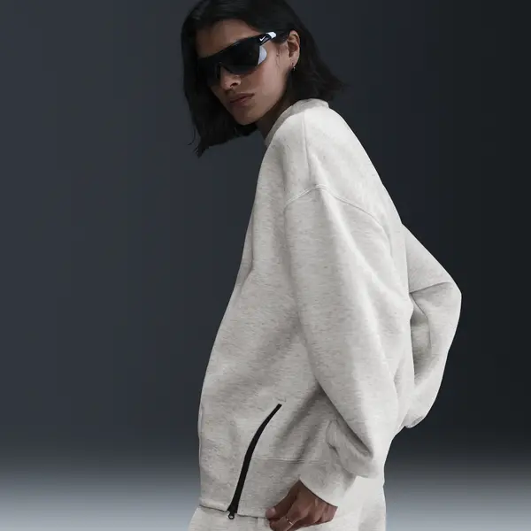 Nike Sportswear Tech Fleece Oversized Crew-neck Sweatshirt