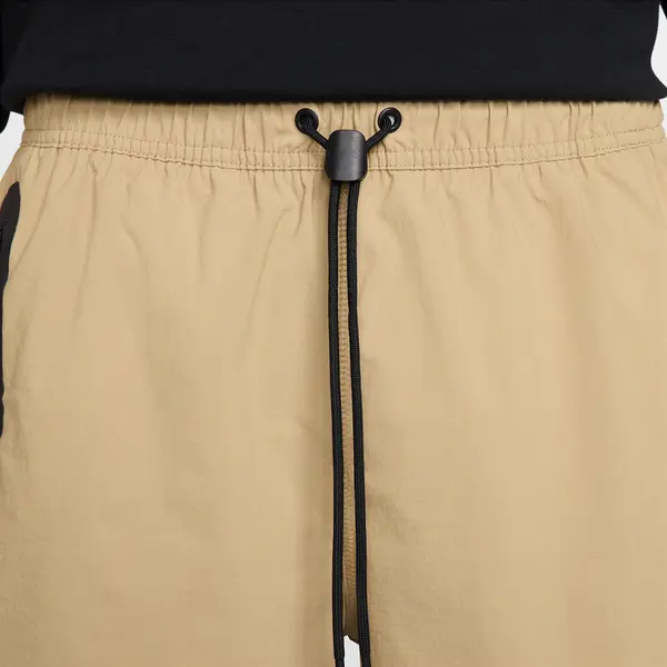 Nike Tech Woven Shorts - Brown