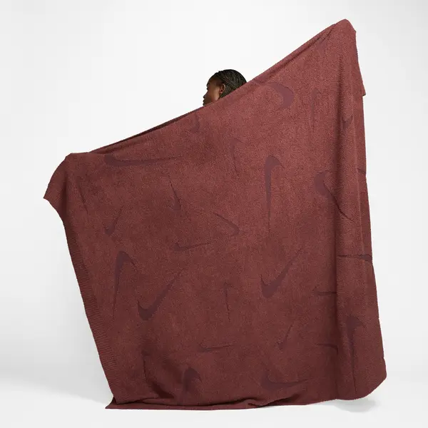 Nike Phoenix Cozy Bouclã© Oversized Knit Blanket