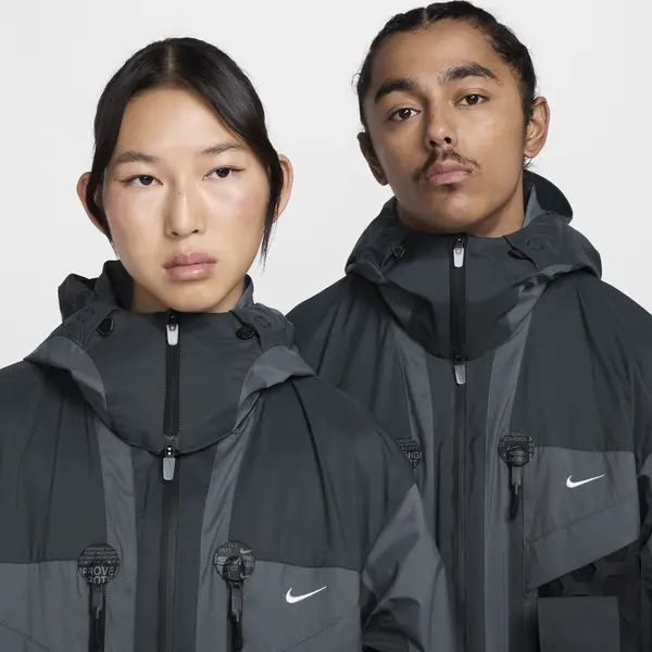 Nike Ispa Butterfly Jacket In Grey | Editorialist
