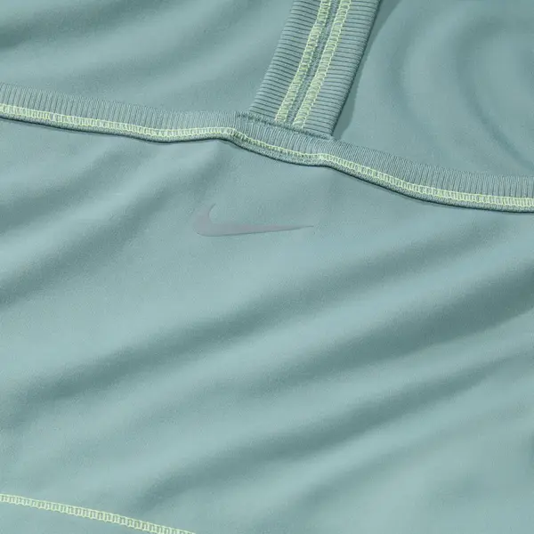 Nike Fitted Dri-fit Cropped Tank Top