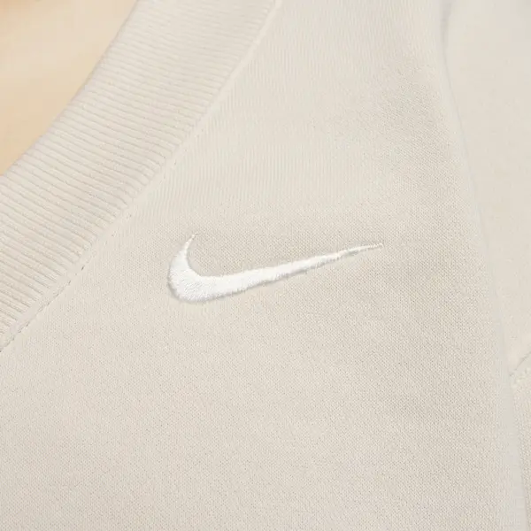 Nike Sportswear Phoenix Fleece Cropped V-neck Top
