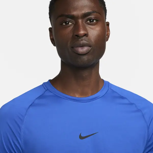 Nike Pro Dri-fit Slim Short-sleeve Top