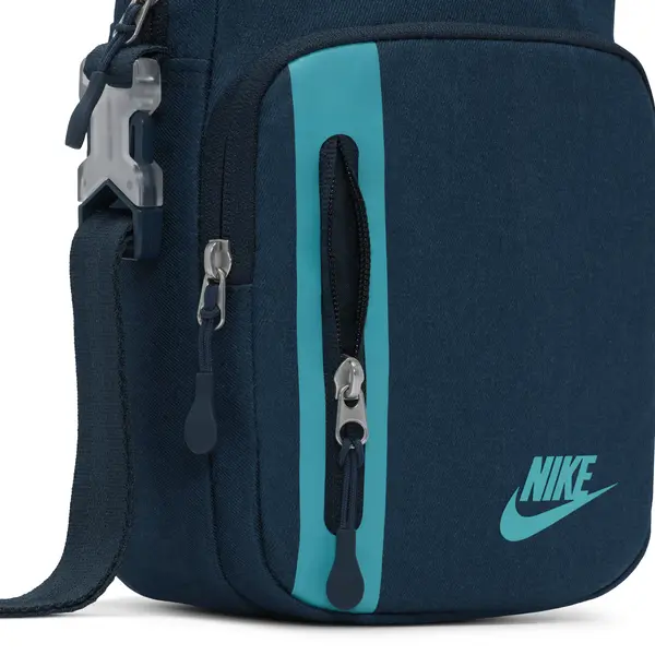 Nike Elemental Premium Crossbody Bag
